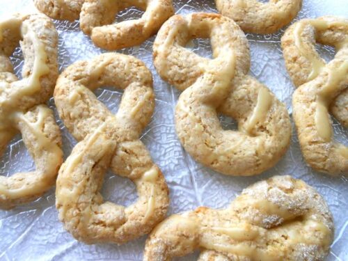 Jumbles with a White Chocolate Lemony Drizzle | Tin and Thyme