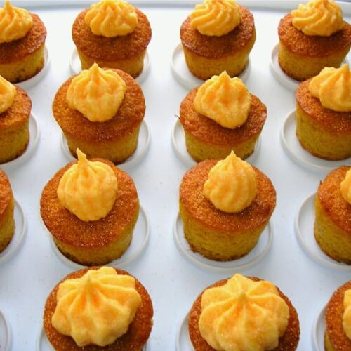Mini Orange Cakes: Perfect for Autumnal Celebrations | Tin and Thyme