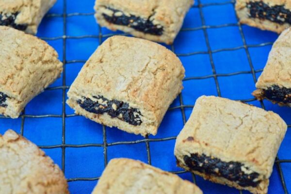Fig Rolls with Wholemeal Spelt Biscuit Pastry | Tin and Thyme