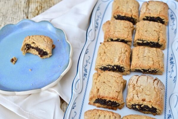 Fig Rolls with Wholemeal Spelt Biscuit Pastry | Tin and Thyme