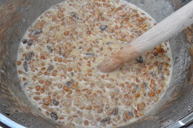 Frumenty: a Breakfast Wholegrain Wheat Porridge | Tin and Thyme