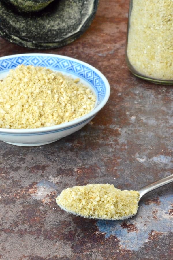 Vegan Parmesan Cheese: Full of Umami Flavour | Tin and Thyme