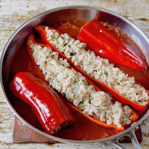 Stuffed Peppers in Tomato Sauce: Food for Thought Syria | Tin and Thyme