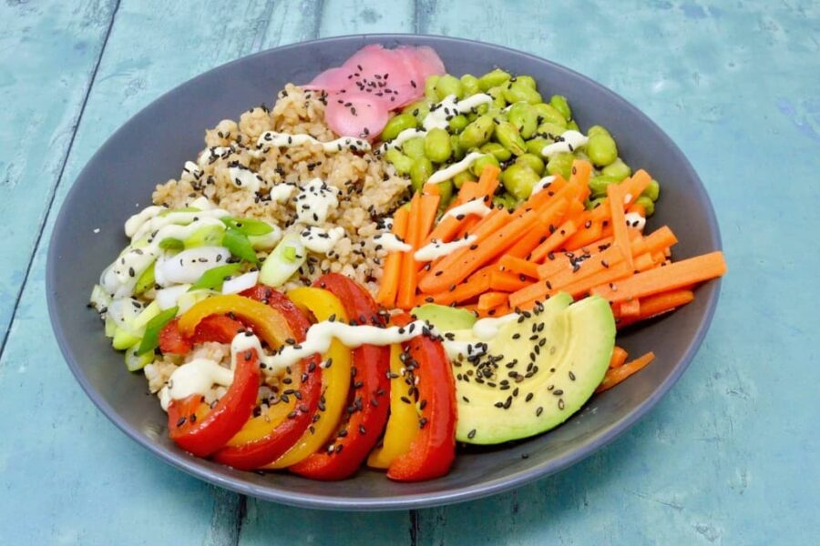 Vegan Sushi Bowl With Garlic, Ginger & Chilli Edamame | Tin and Thyme