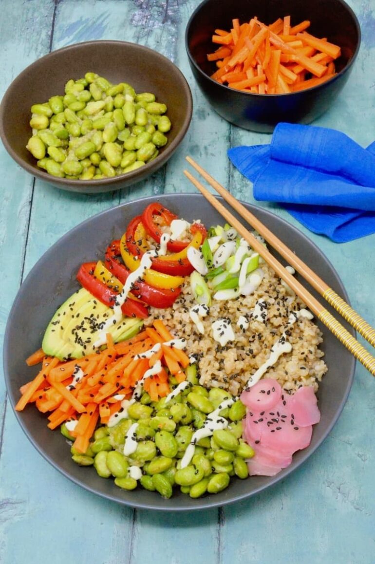 Vegan Sushi Bowl With Garlic, Ginger & Chilli Edamame | Tin and Thyme