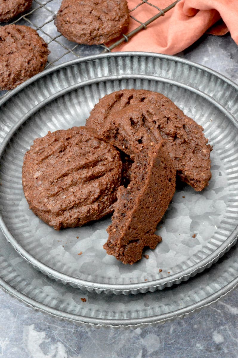 Cacao Nib Chocolate Cookies And A Woodland Walk | Tin and Thyme