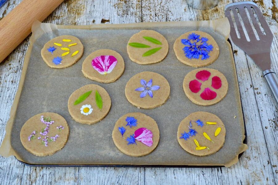 Flower Cookies: Lemon Shortbread | Tin and Thyme