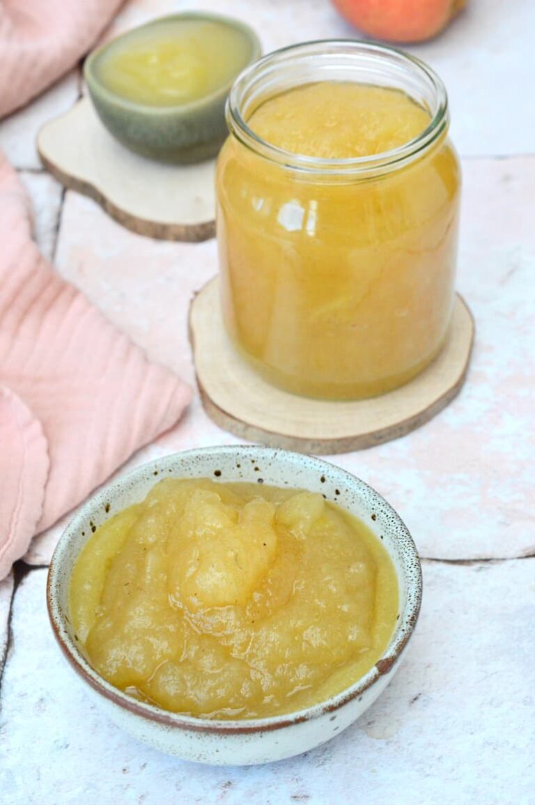 Apple Sauce Or Apple Purée? Here's How To Make Them | Tin and Thyme