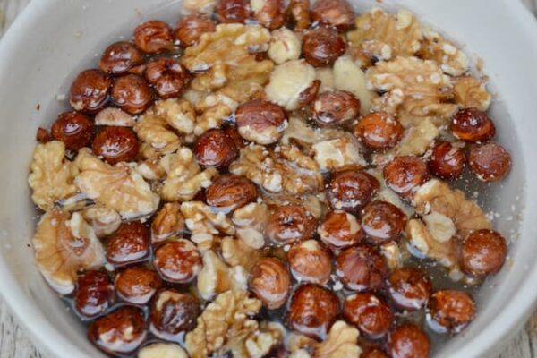 Healthy Roasted Nuts: Sweetly Spiced (No Sugar) | Tin and Thyme