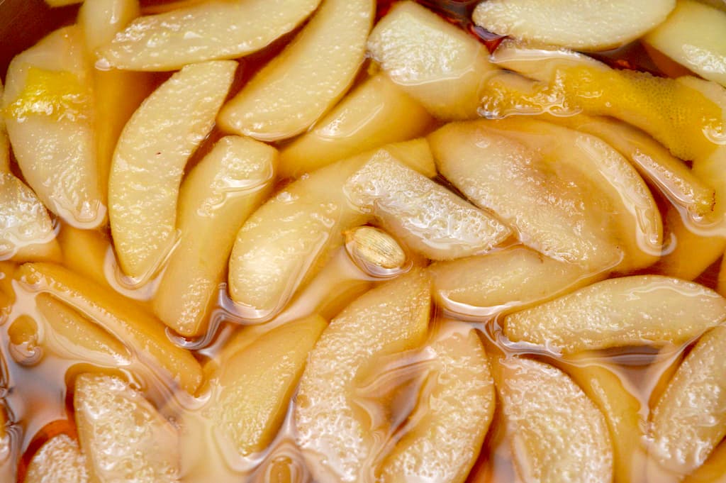 Poached Pears In White Wine | Tin and Thyme