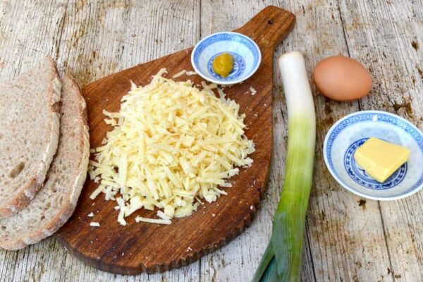 Welsh Rarebit With Leeks | Tin and Thyme