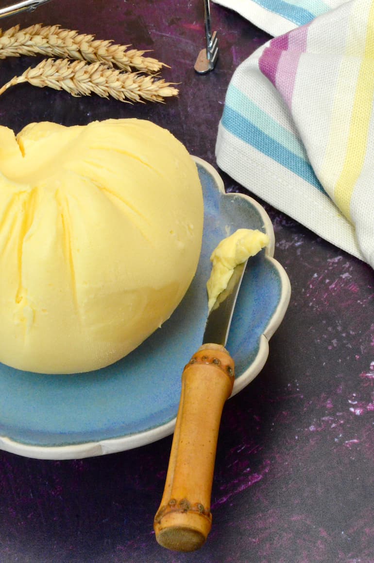 How To Make Homemade Butter | Tin and Thyme