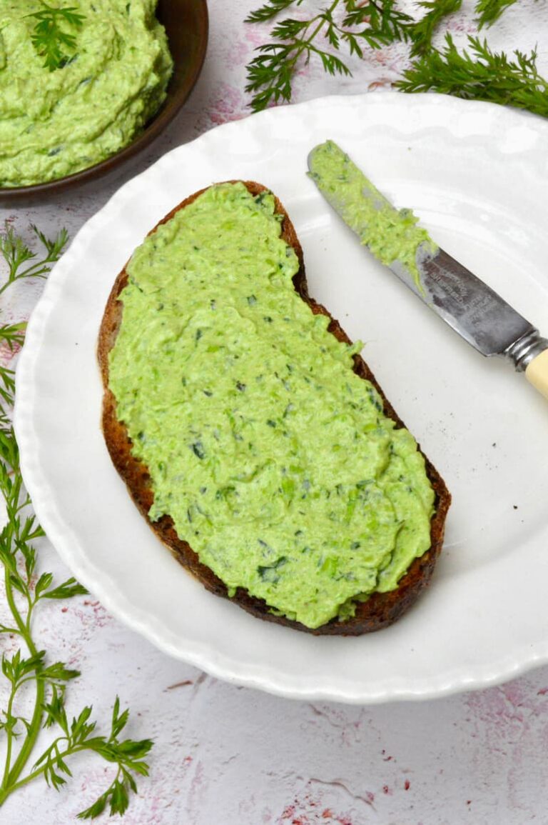 Creamy Pea Dip With Herbs | Tin and Thyme