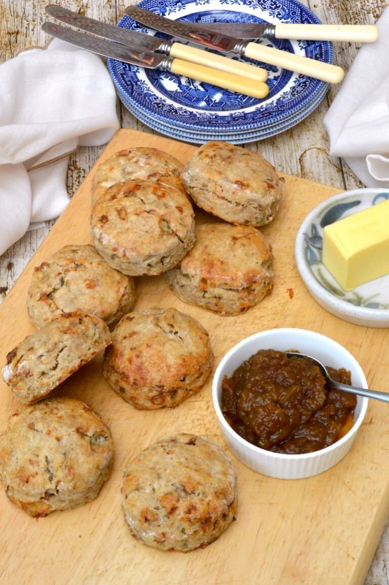 Walnut And Blue Cheese Scones | Tin and Thyme
