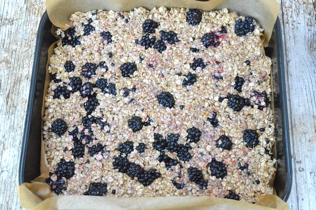 Blackberry Flapjacks: Autumnal Bliss In Snack Form | Tin and Thyme