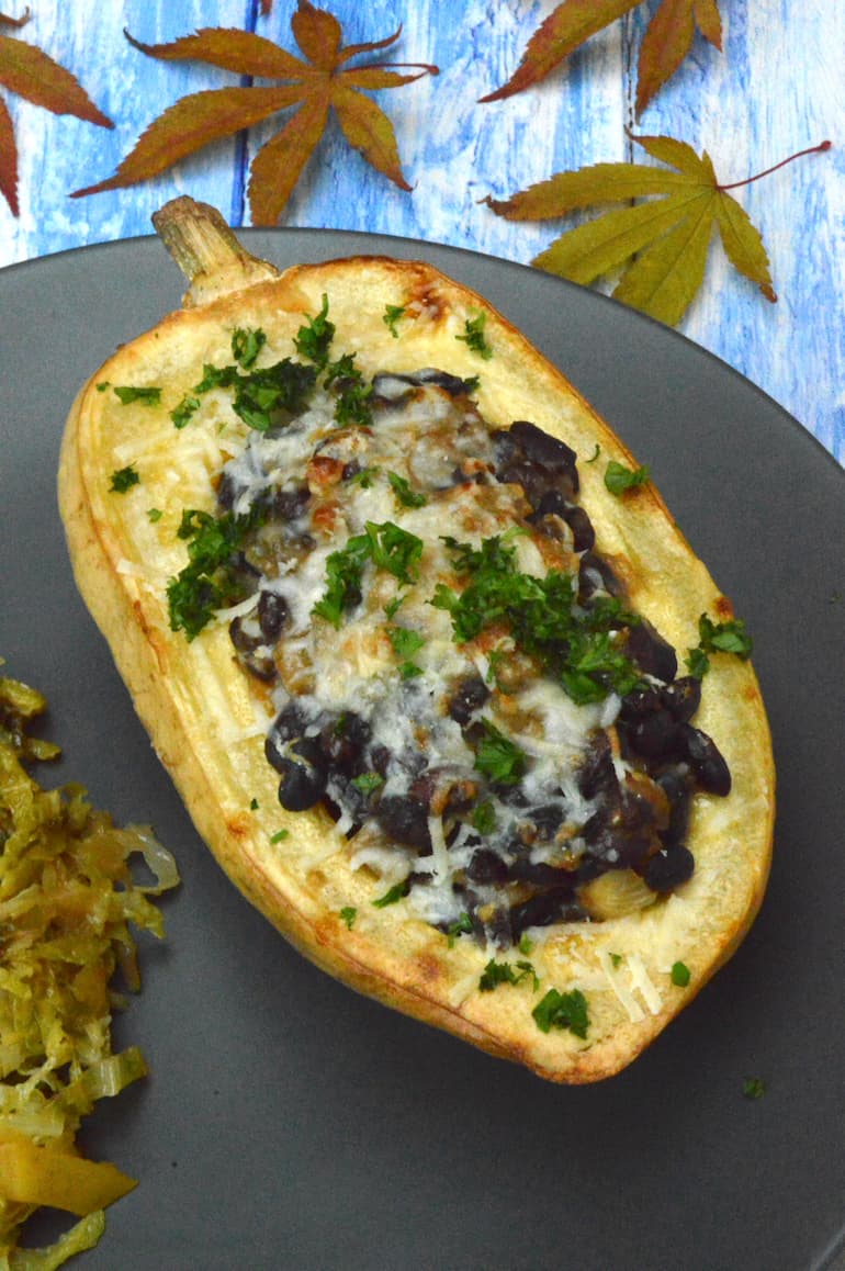 Stuffed Squash: A Vegetarian Bean Version | Tin and Thyme