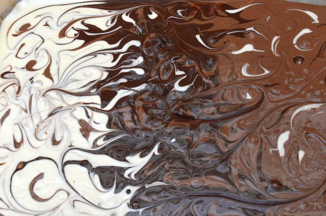 The Easiest Swirled Chocolate Bark Recipe Ever | Tin and Thyme