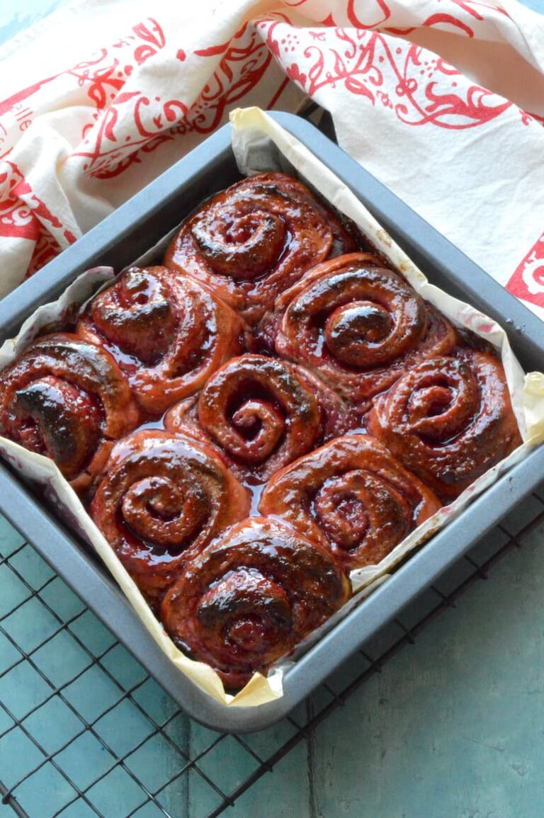 Sticky Cardamom Buns: In Fruity Scroll Form | Tin and Thyme
