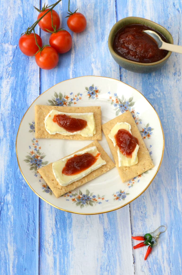 Chilli And Tomato Chutney: It's Simply The Best | Tin and Thyme