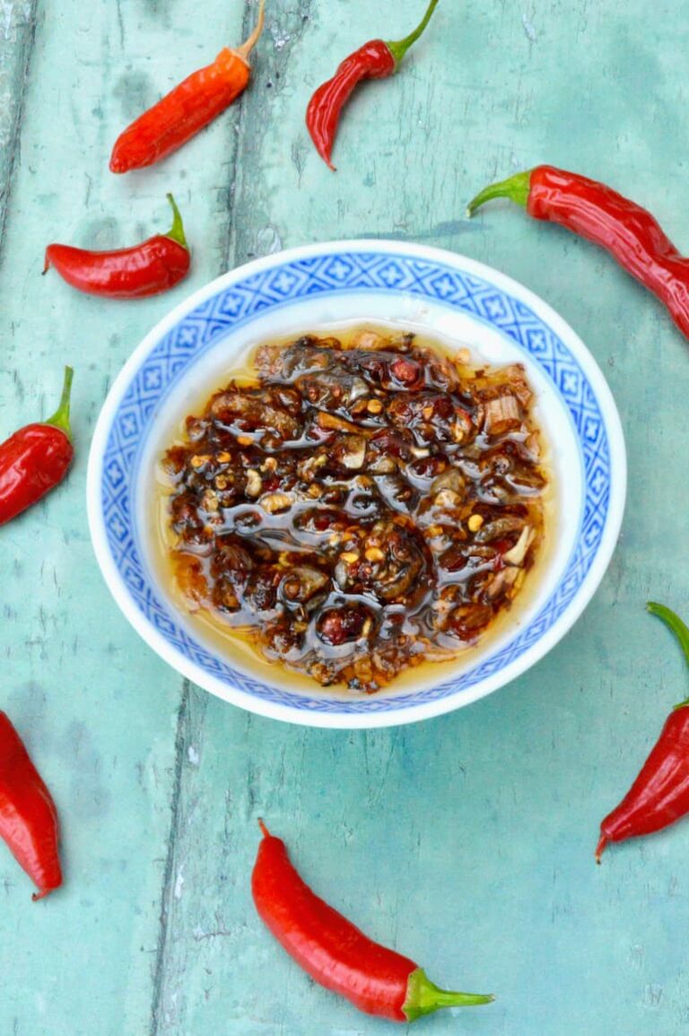 Crispy Chilli Oil: A Spicy Crunchy Condiment | Tin and Thyme